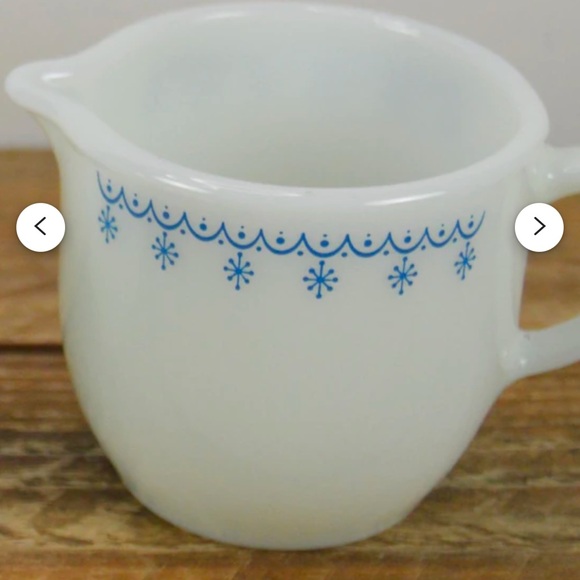 Pyrex | Kitchen | Vintage Pyrex White And Blue Milk Glass Creamer ...